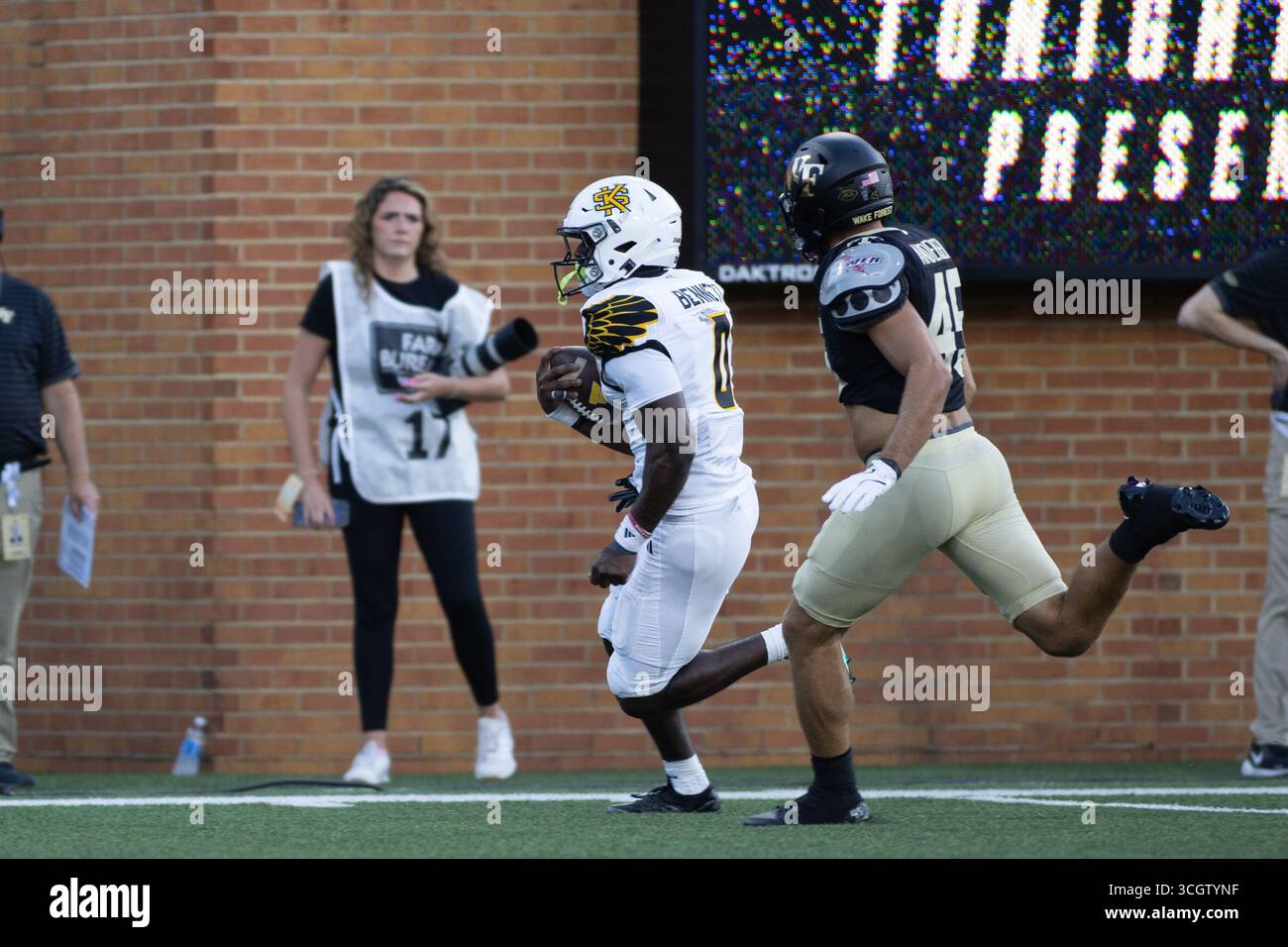 August 29, 2025: Kennesaw State Owls running back Coleman Bennett (0 ...