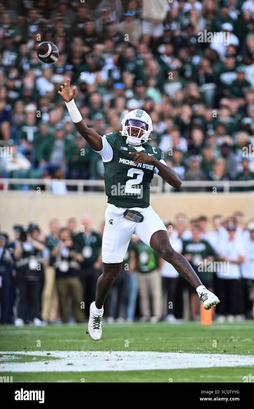 EAST LANSING, MI - AUGUST 29: Michigan State Spartans quarterback Aidan ...