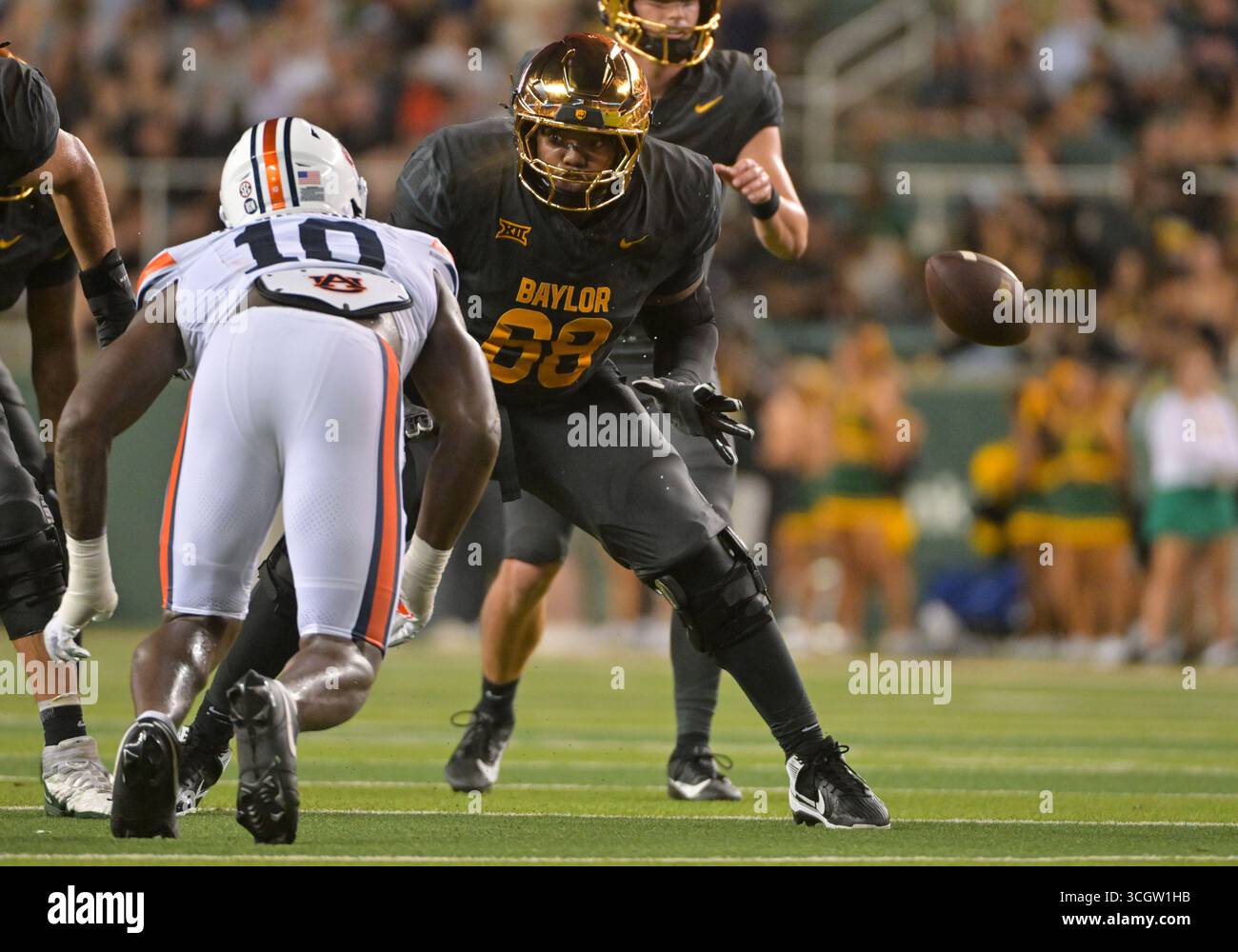 August 29 2025: Baylor Bears offensive lineman Omar Aigbedion (68) blocks Auburn Tigers ...
