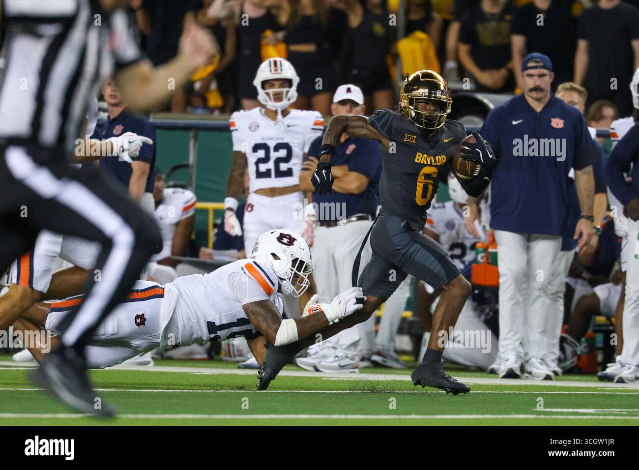 WACO, TX - AUGUST 29: Wide Receiver Ashtyn Hawkins #6 of the Baylor ...