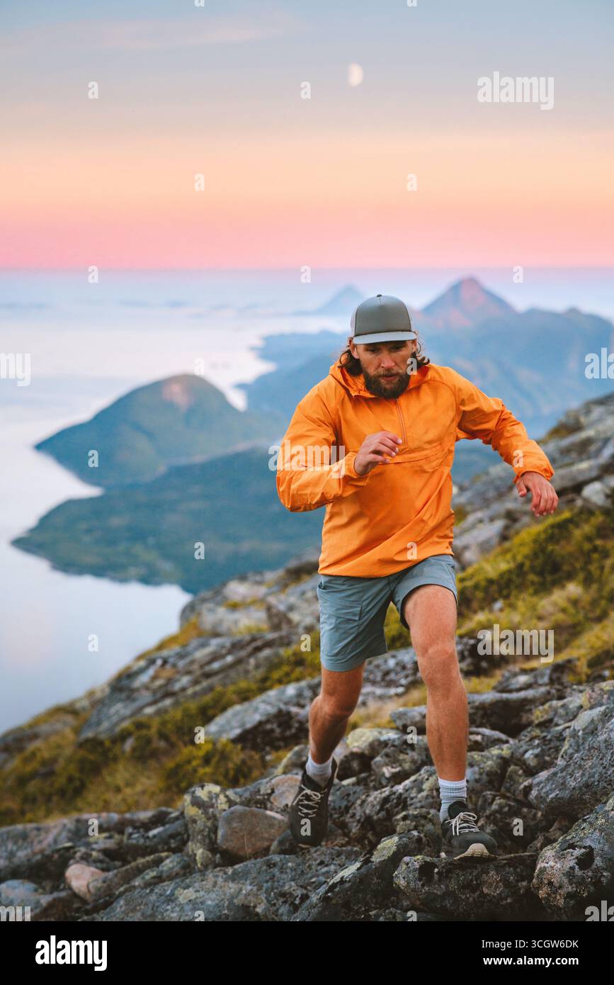 Athlete running hi-res stock photography and images - Alamy