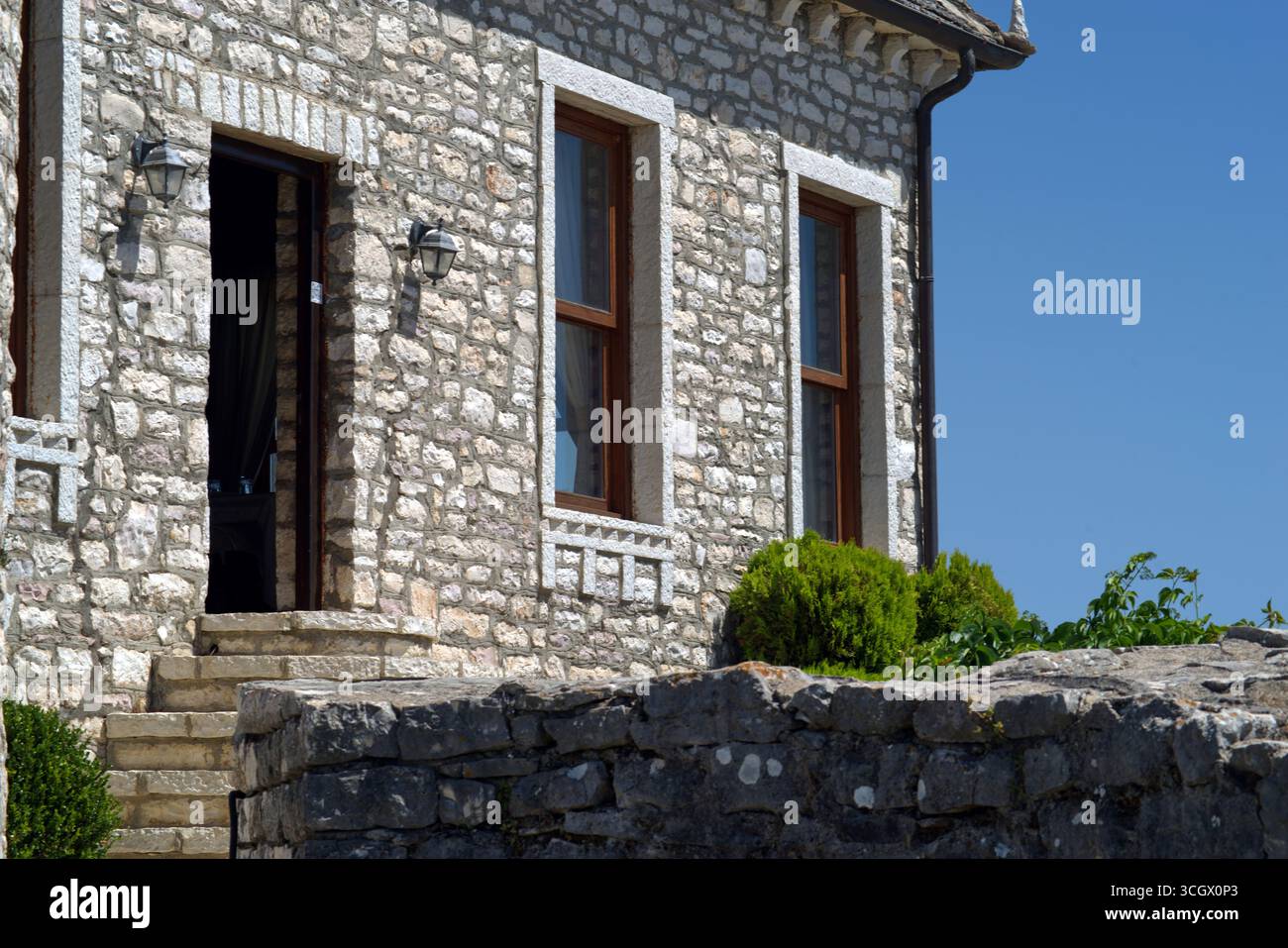 Costruzione di una casa hi-res stock photography and images - Alamy