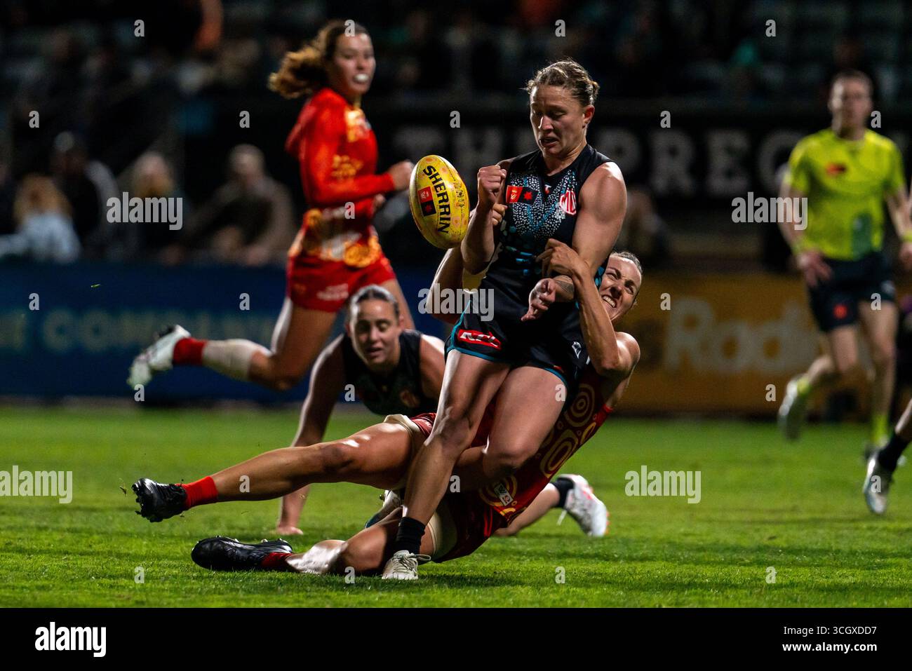 Adelaide, Australia, August 30th 2025: Abbey Dowrick (5 Port Adelaide ...
