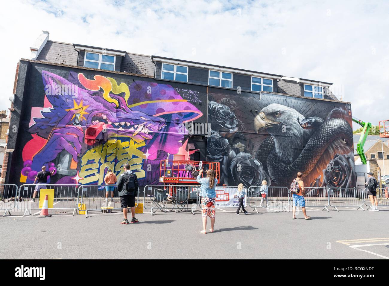 Southend on Sea, Essex, UK. 30th Aug, 2025. Southend is continuing to ...