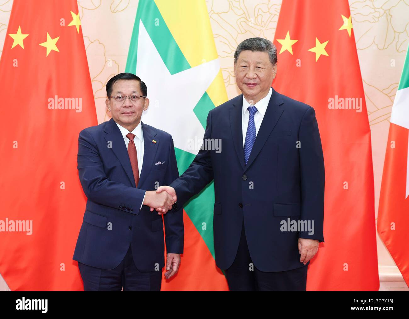 (250830) -- TIANJIN, Aug. 30, 2025 (Xinhua) -- Chinese President Xi ...