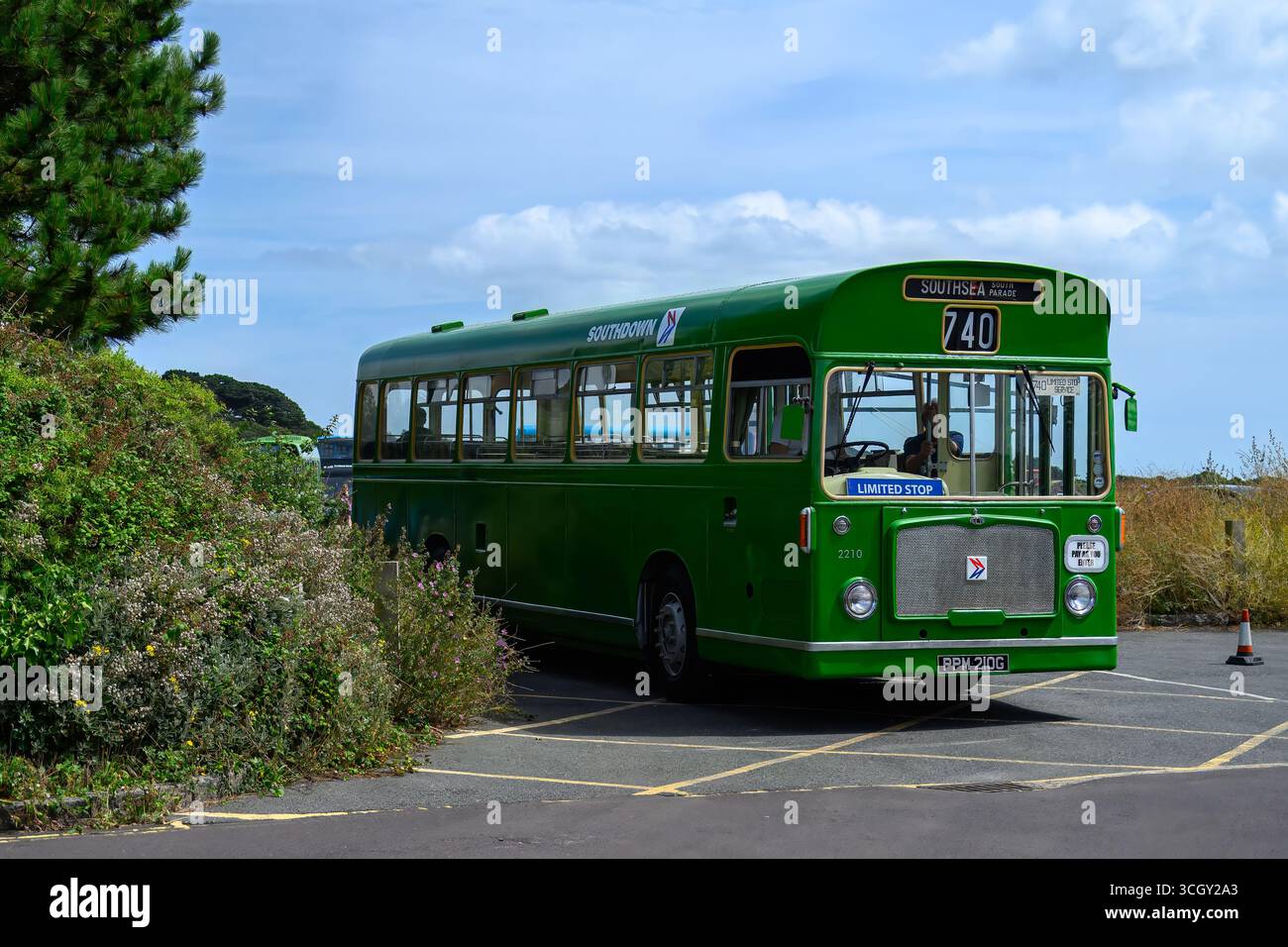 United kingdom 1968 old bus hi-res stock photography and images - Alamy