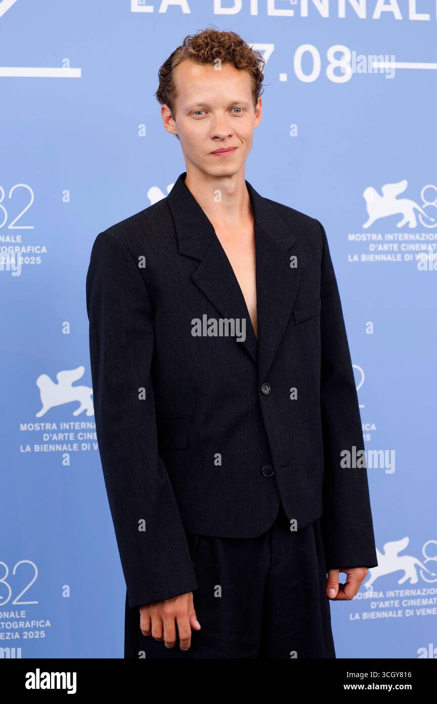 Felix Kammerer beim Photocall zum Kinofilm 'Frankenstein' auf der ...