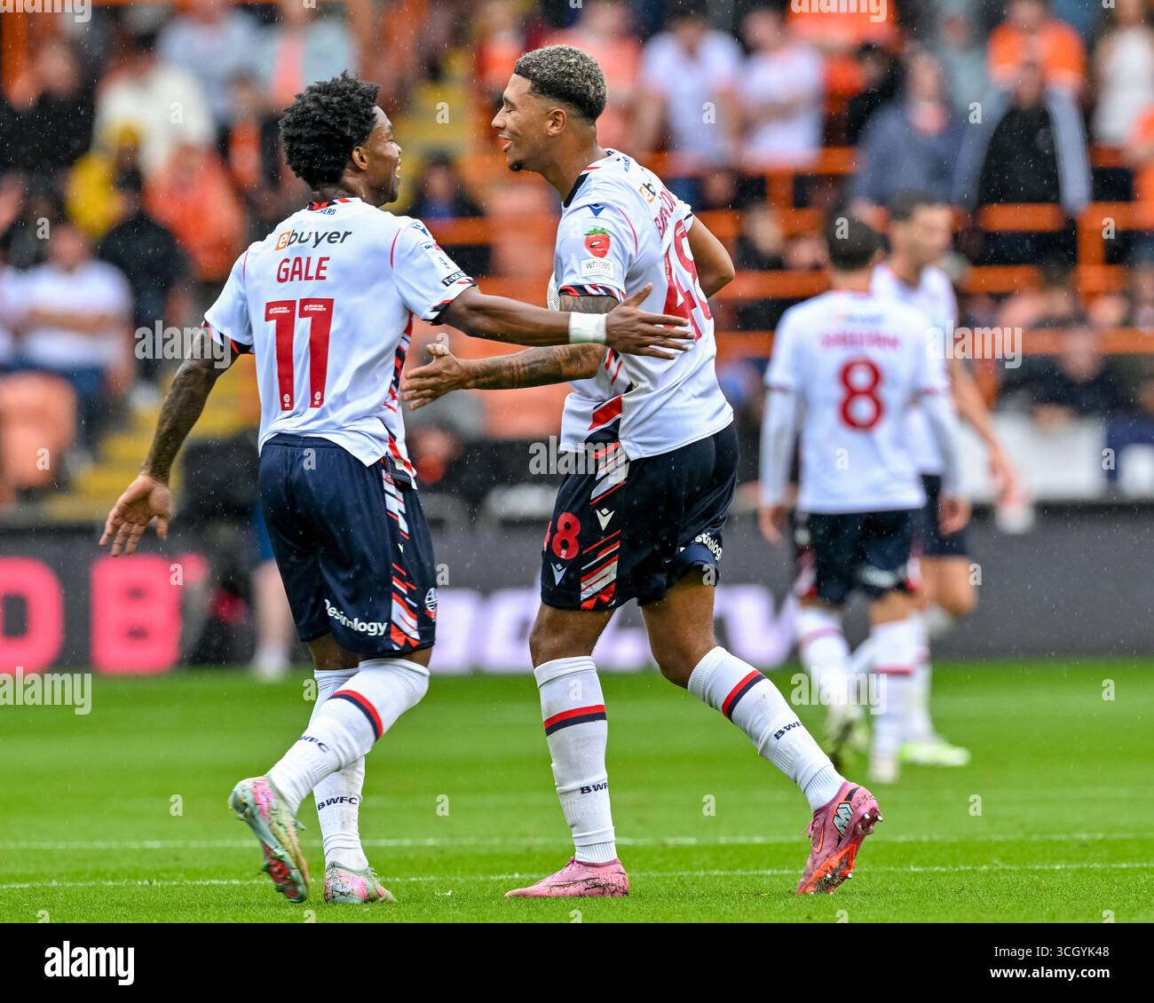 Bolton wanderers vs blackpool hi-res stock photography and images - Alamy