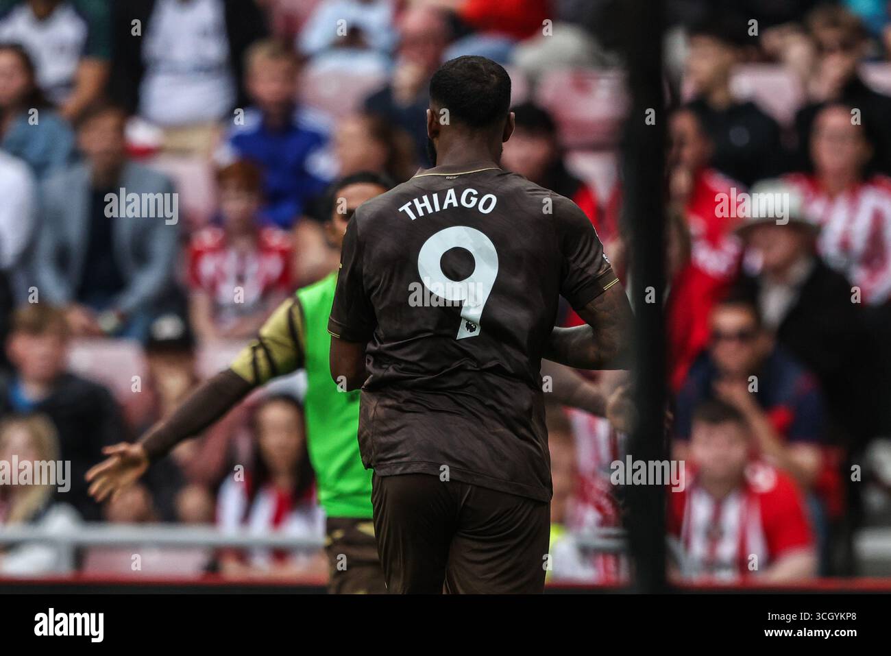 Igor thiago goal hi-res stock photography and images - Alamy