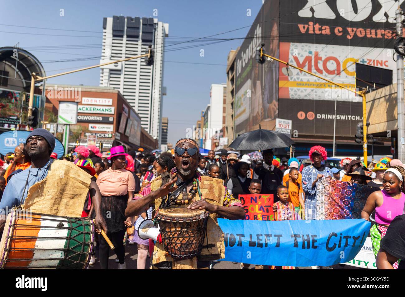 Feast of the Clowns urban community festival in South Africa ...