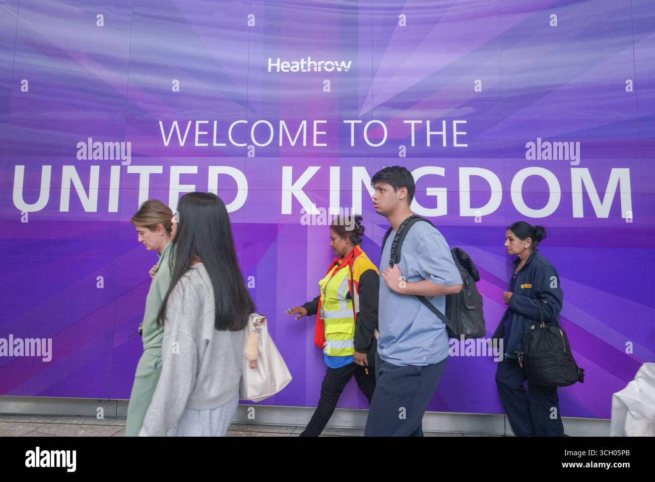 Heathrow London, UK. 30 August 2025. A sign at Heathrow airport ...