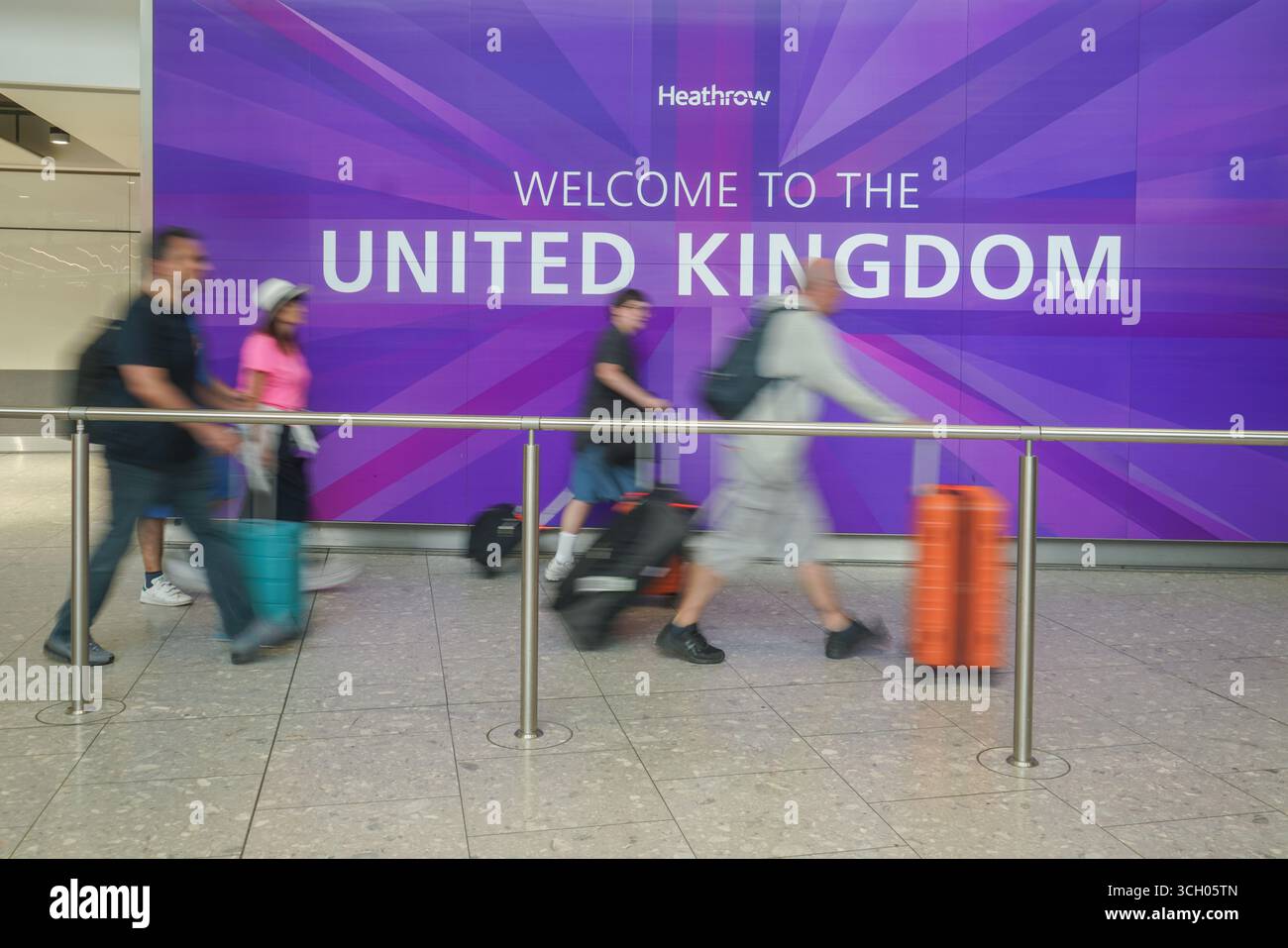 Heathrow London, UK. 30 August 2025. A sign at Heathrow airport ...