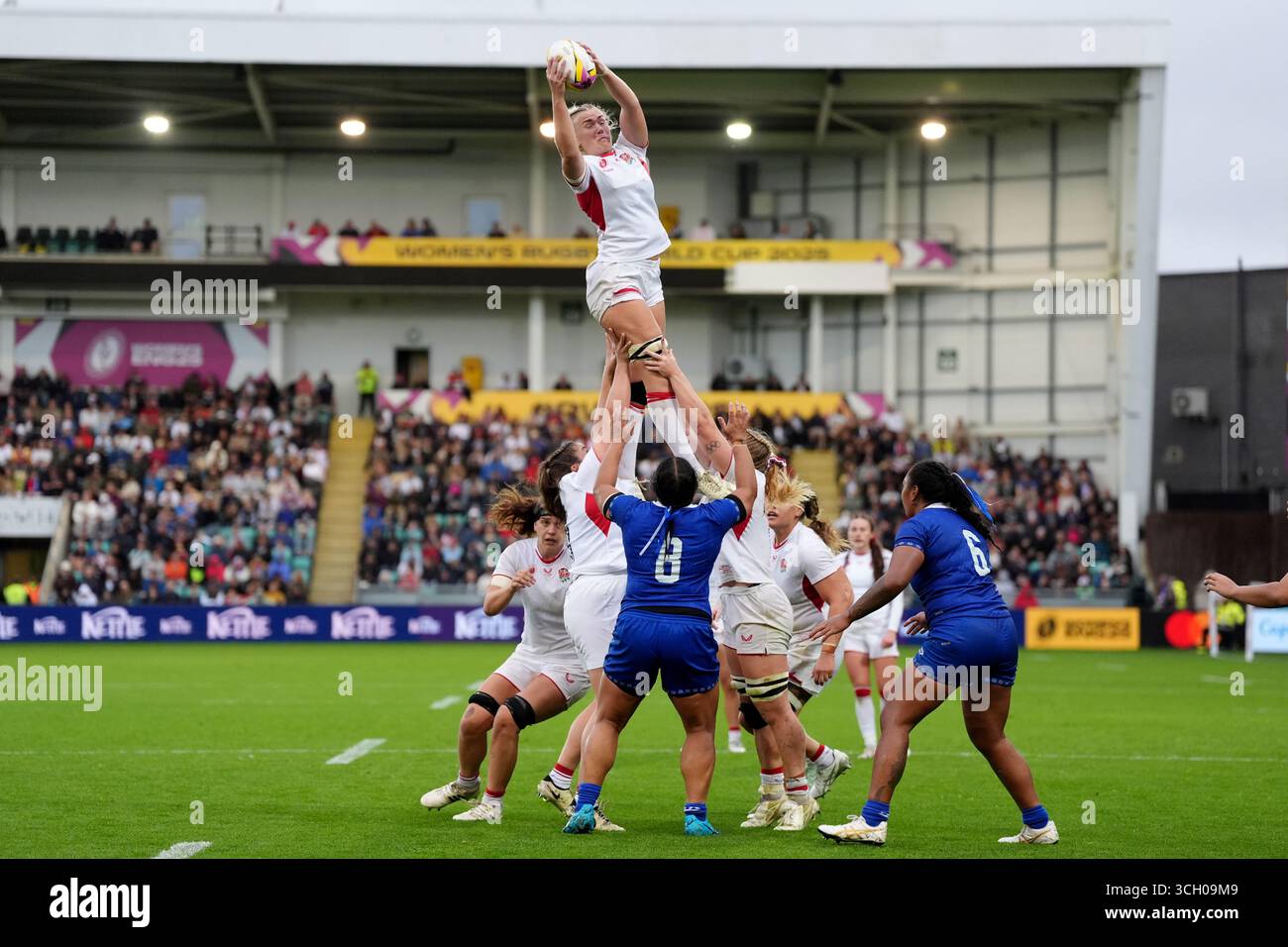 England's Rosie Galligan wins the line out during the Women's Rugby ...