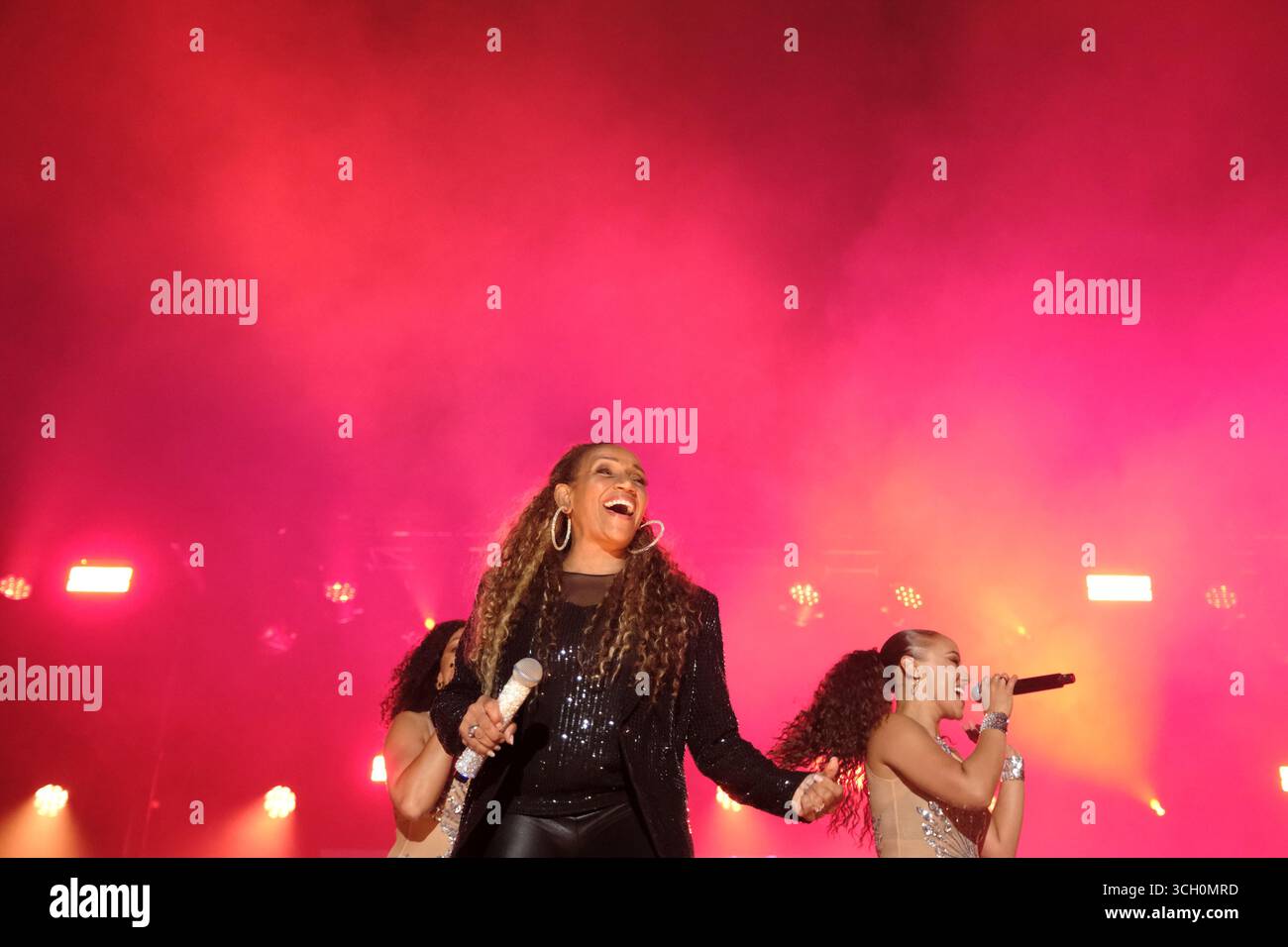 Jedburgh, UK. 30th Aug, 2025. Sister Sledge Featuring Kathy Sledge ...