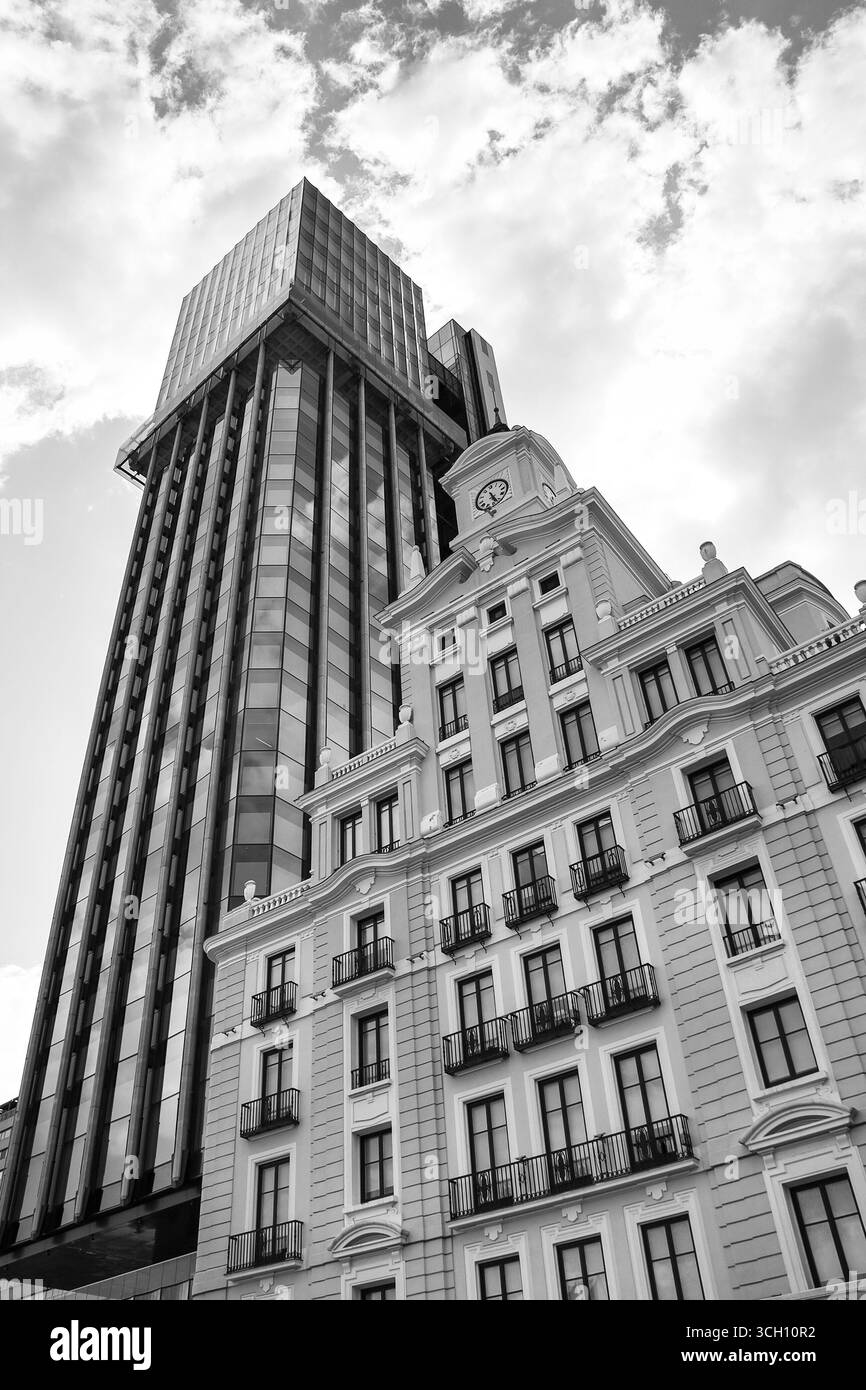 Castellana tower madrid Black and White Stock Photos & Images - Alamy