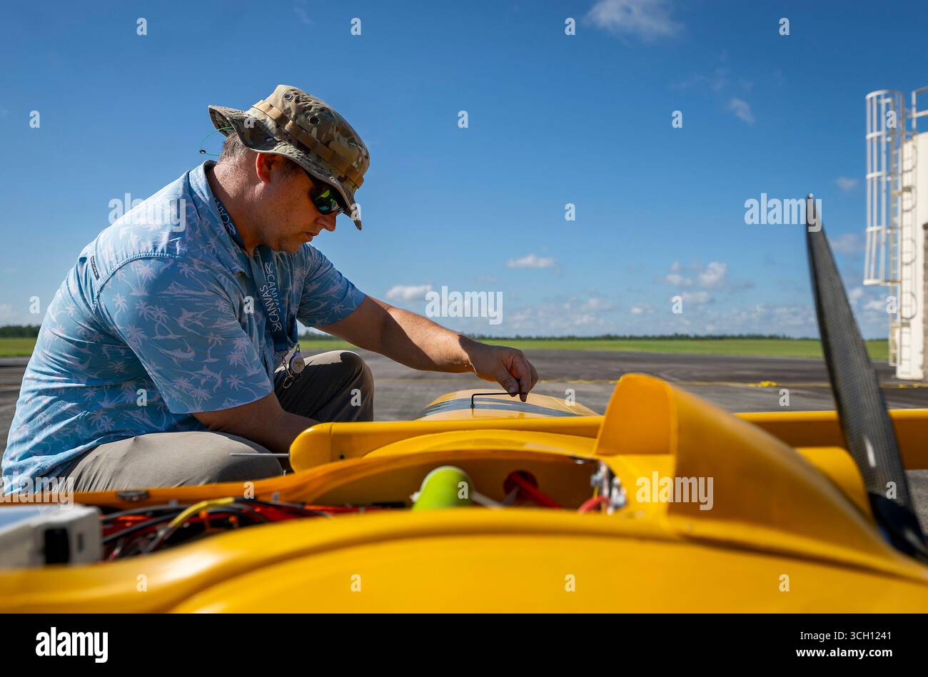 413th flight test squadron hi-res stock photography and images - Alamy