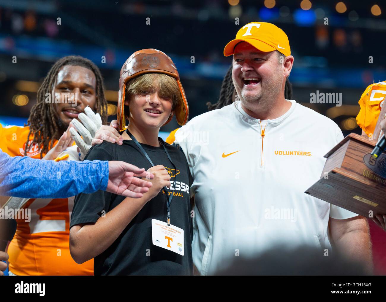 August 30, 2025: head coach Josh Heupel of the Tennessee Volunteers and ...
