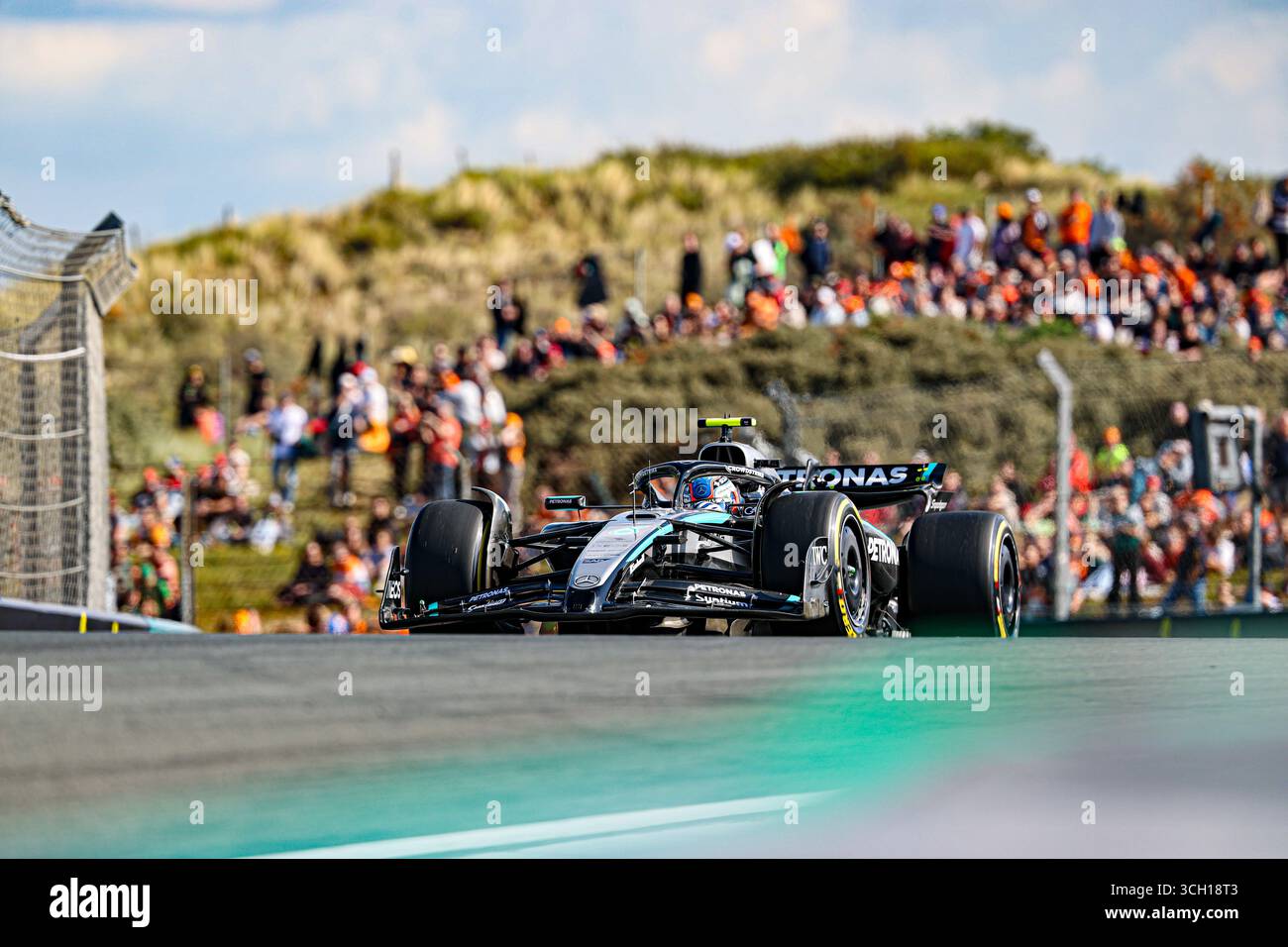 Zandvoort, Nederlands. 30th Aug, 2025. Andrea Kimi Antonelli (ITA ...