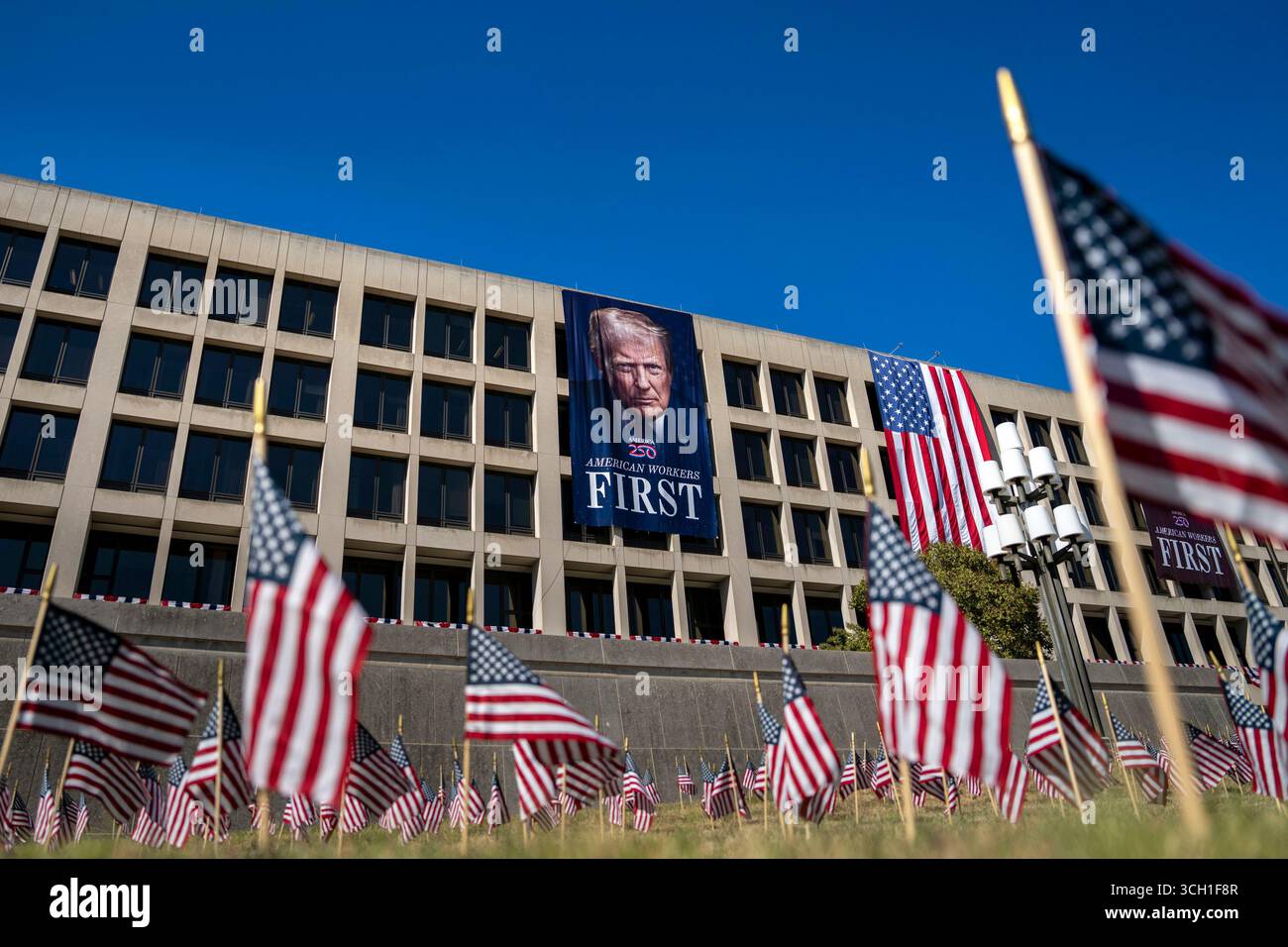 Department of labor trump banner hi-res stock photography and images ...