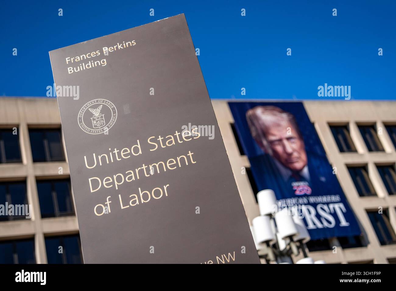 Department of labor trump banner hi-res stock photography and images ...