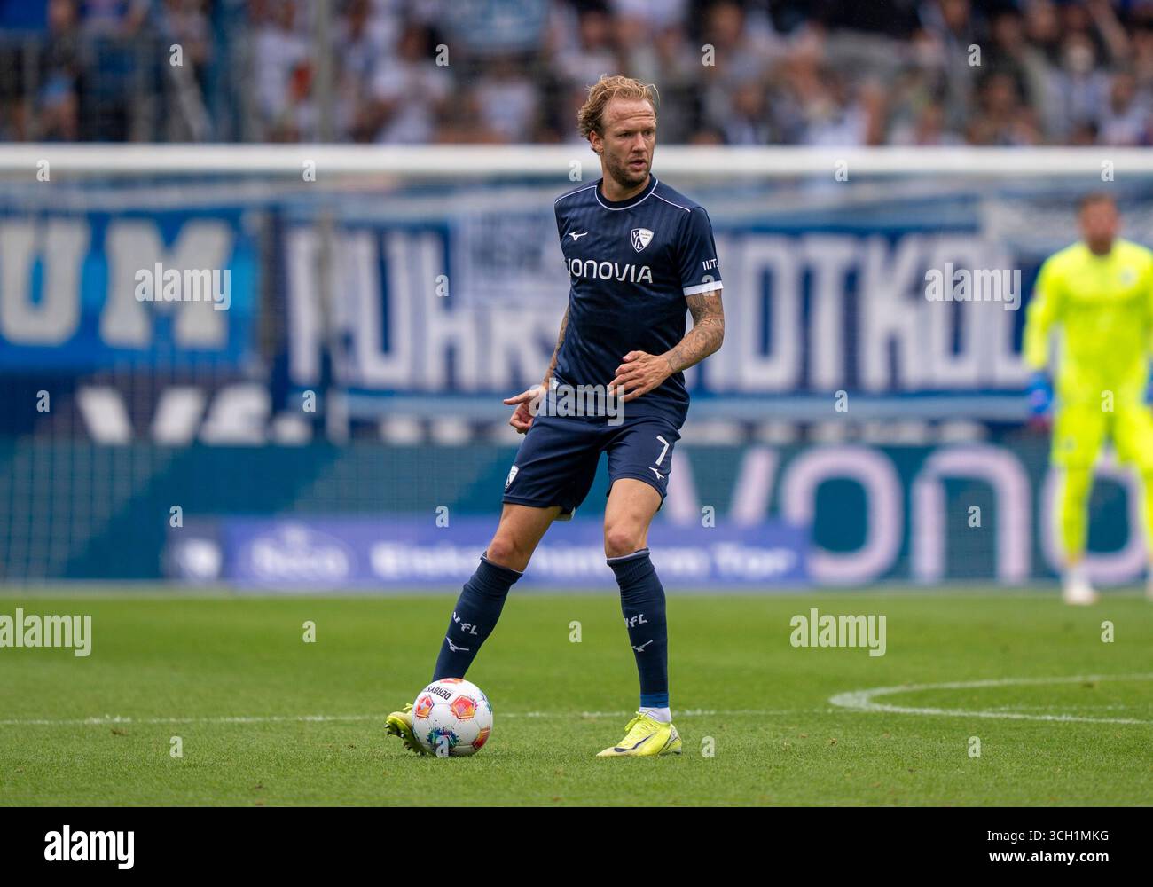Kevin Vogt (VfL Bochum, #7) 30.08.2025 VfL Bochum - SC Preußen Münster ...