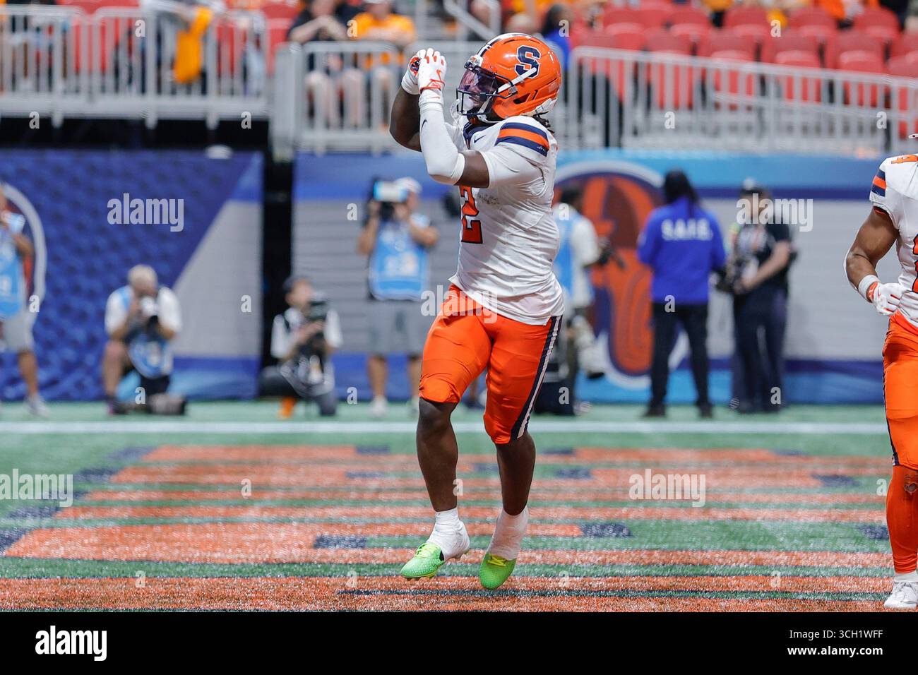 August 30, 2025: Peyton Lewis (2) of Syracuse responds to fans after ...