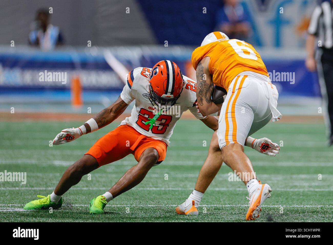 August 30, 2025: Devin Grant (23) of Syracuse comes up to stop Joey ...