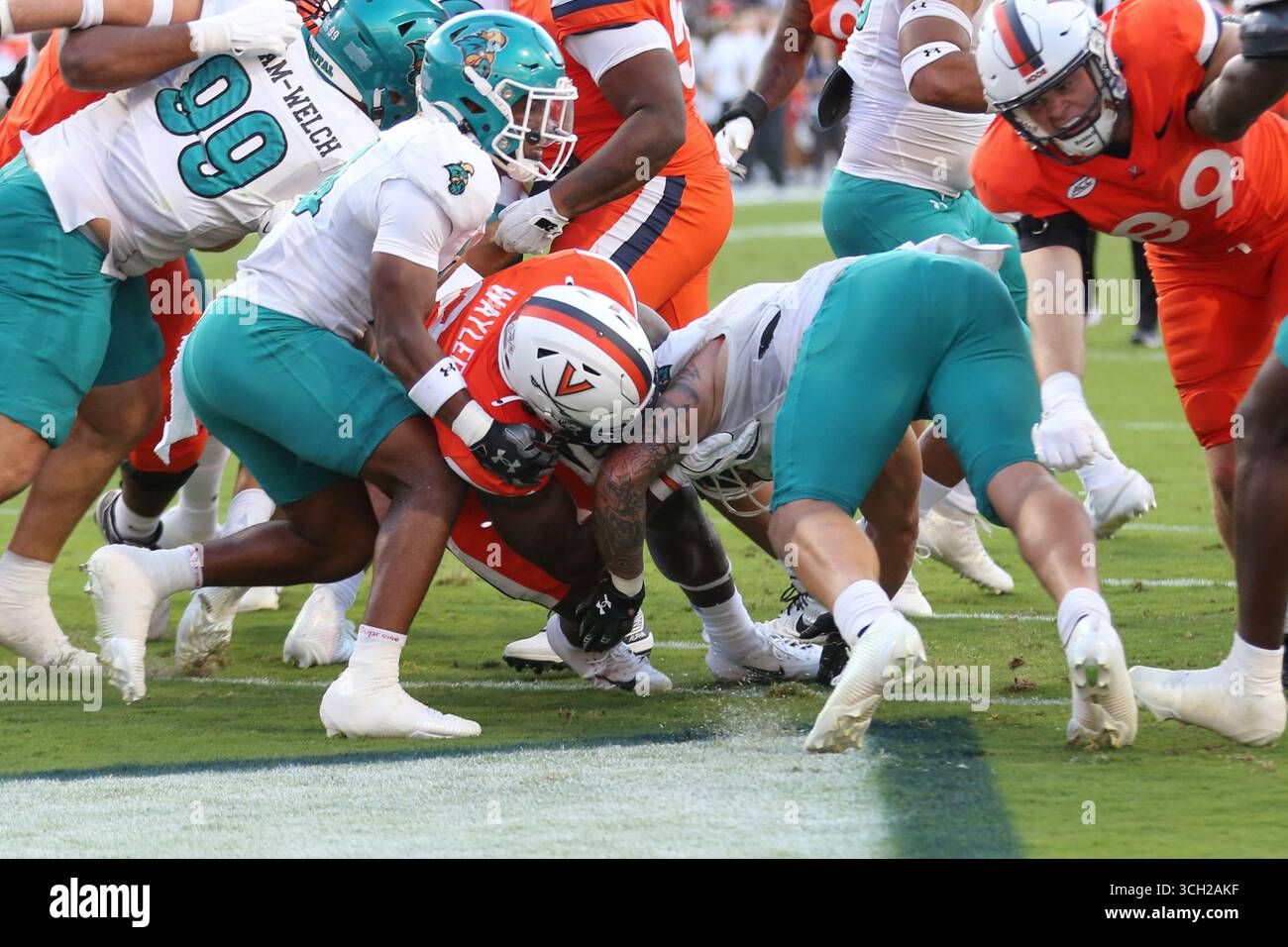 August 30, 2025: Virginia Cavaliers running back Harrison Waylee (21 ...