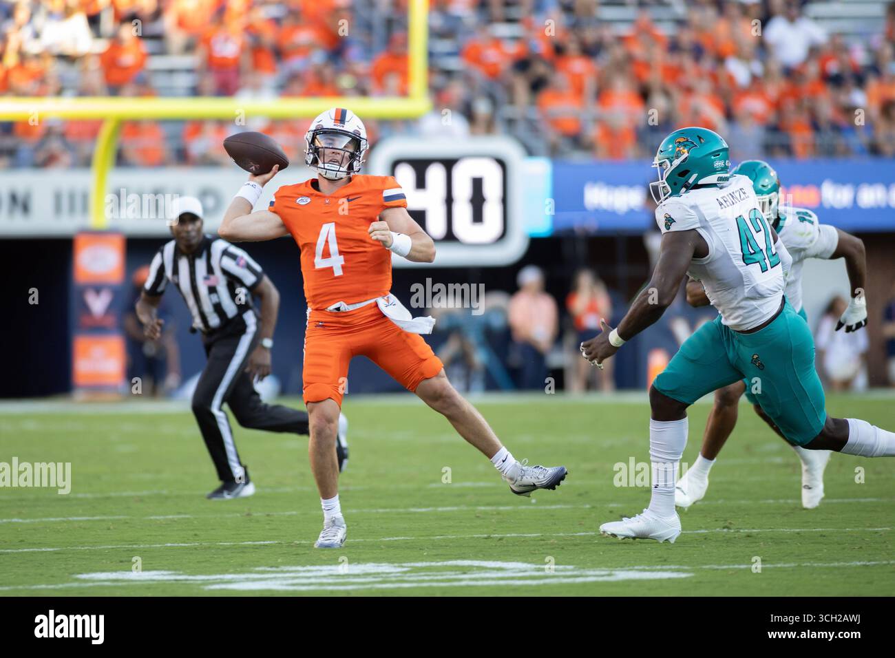 August 30, 2025: Virginia Cavaliers quarterback Chandler Morris (4 ...