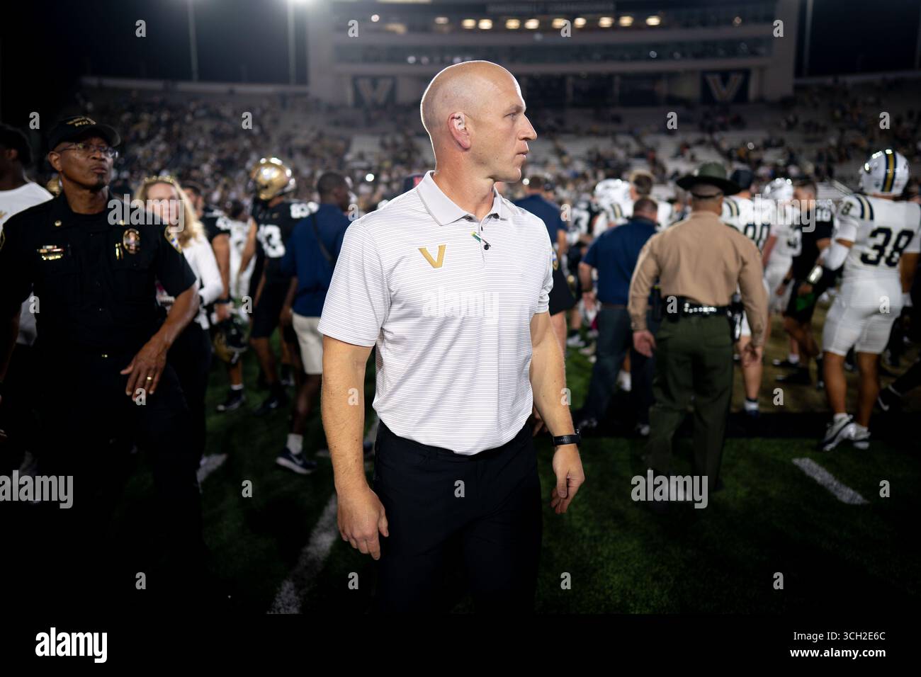 Nashville, Tennessee, USA. 30th Aug, 2025. Vanderbilt head coach Clark ...
