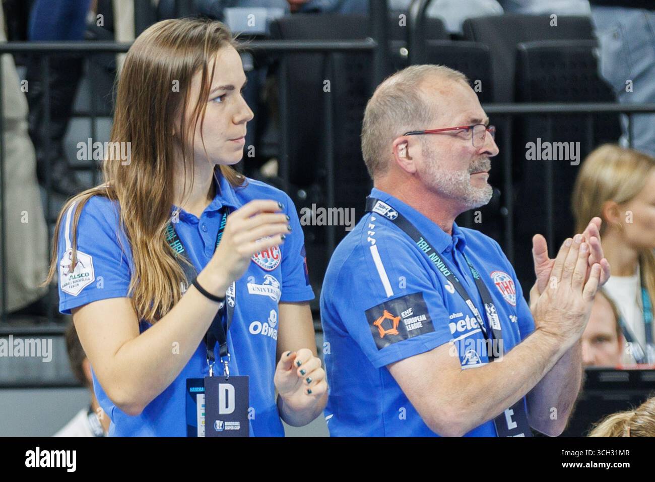 Maria Galic (Thüringer HC, Physio), Guntram Krzok (Thüringer HC ...