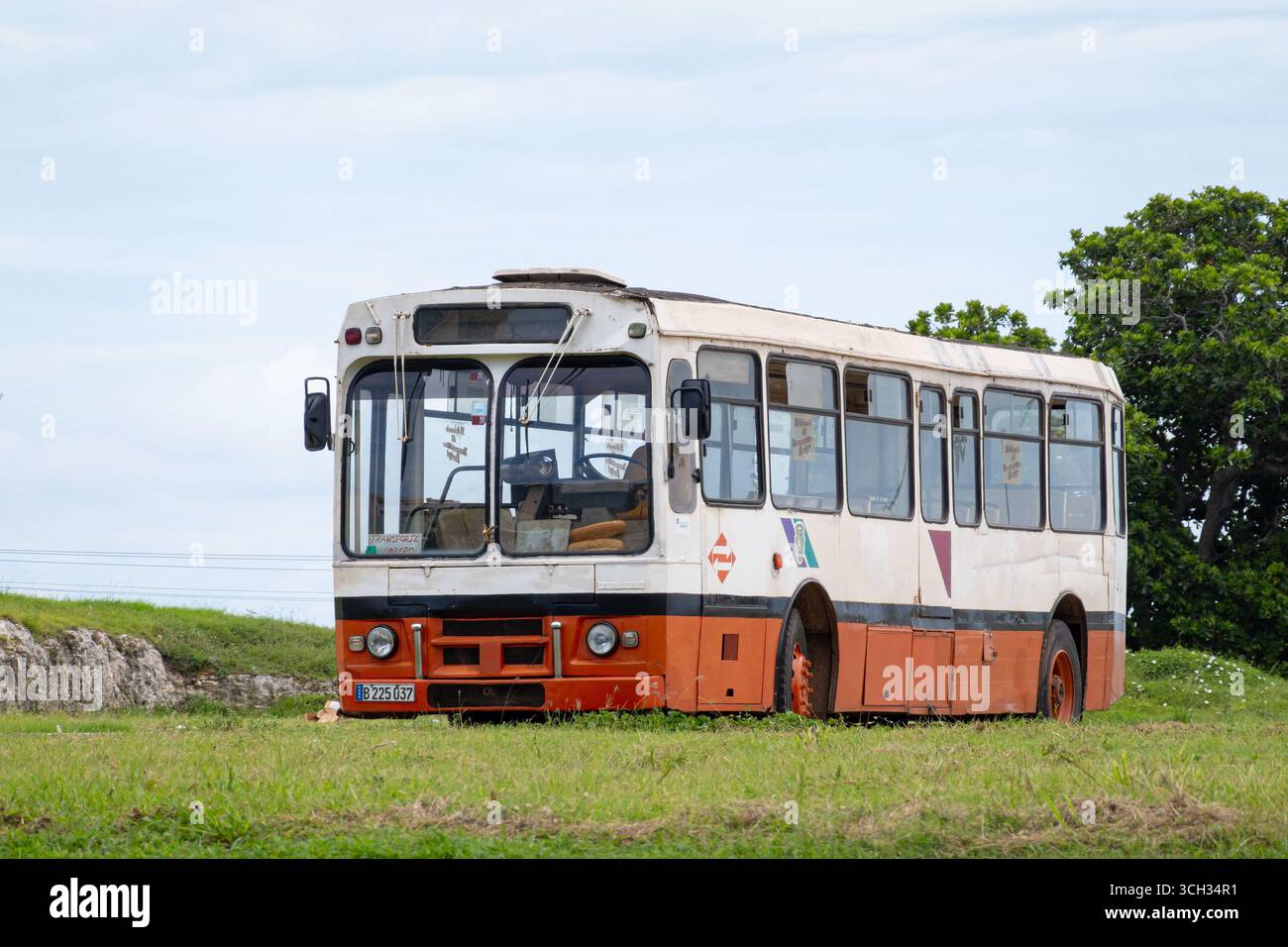 Bus workers 1980s hi-res stock photography and images - Alamy