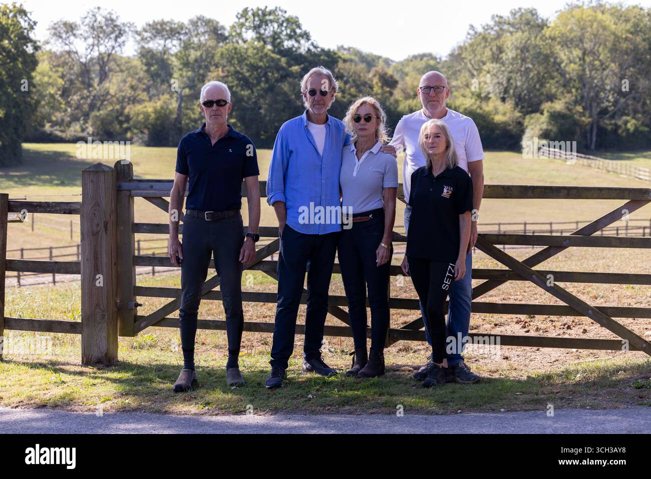 Mike rutherford hi-res stock photography and images - Alamy