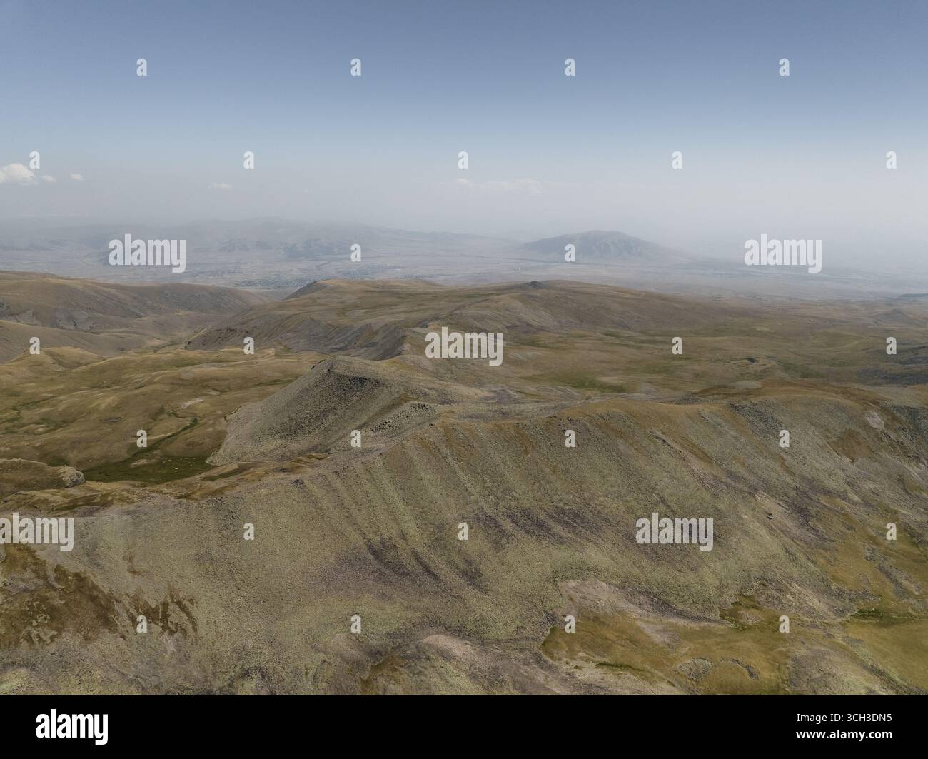 Shirak silhouette hi-res stock photography and images - Alamy