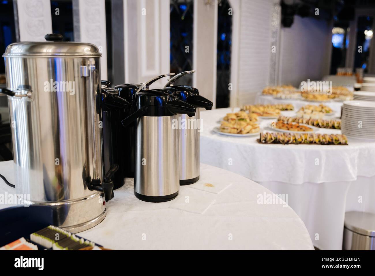 Coffee dispensers hi-res stock photography and images - Alamy