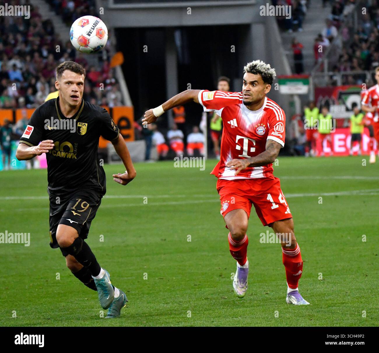 08/30/2025, WWK Arena, Augsburg, GER, 1.FBL, FC Augsburg vs FC Bayern ...
