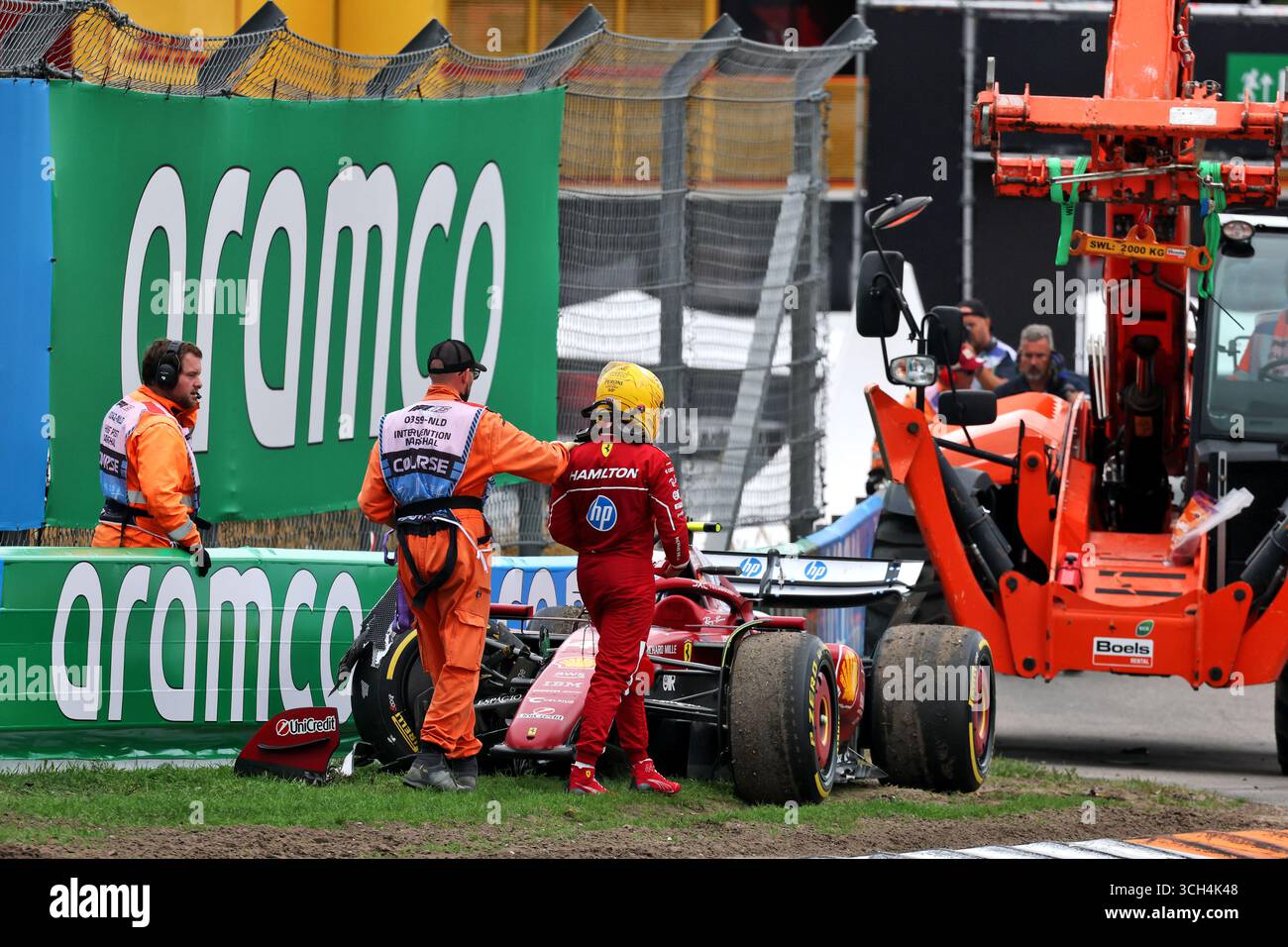 Lewis hamilton 2025 crash hi-res stock photography and images - Alamy