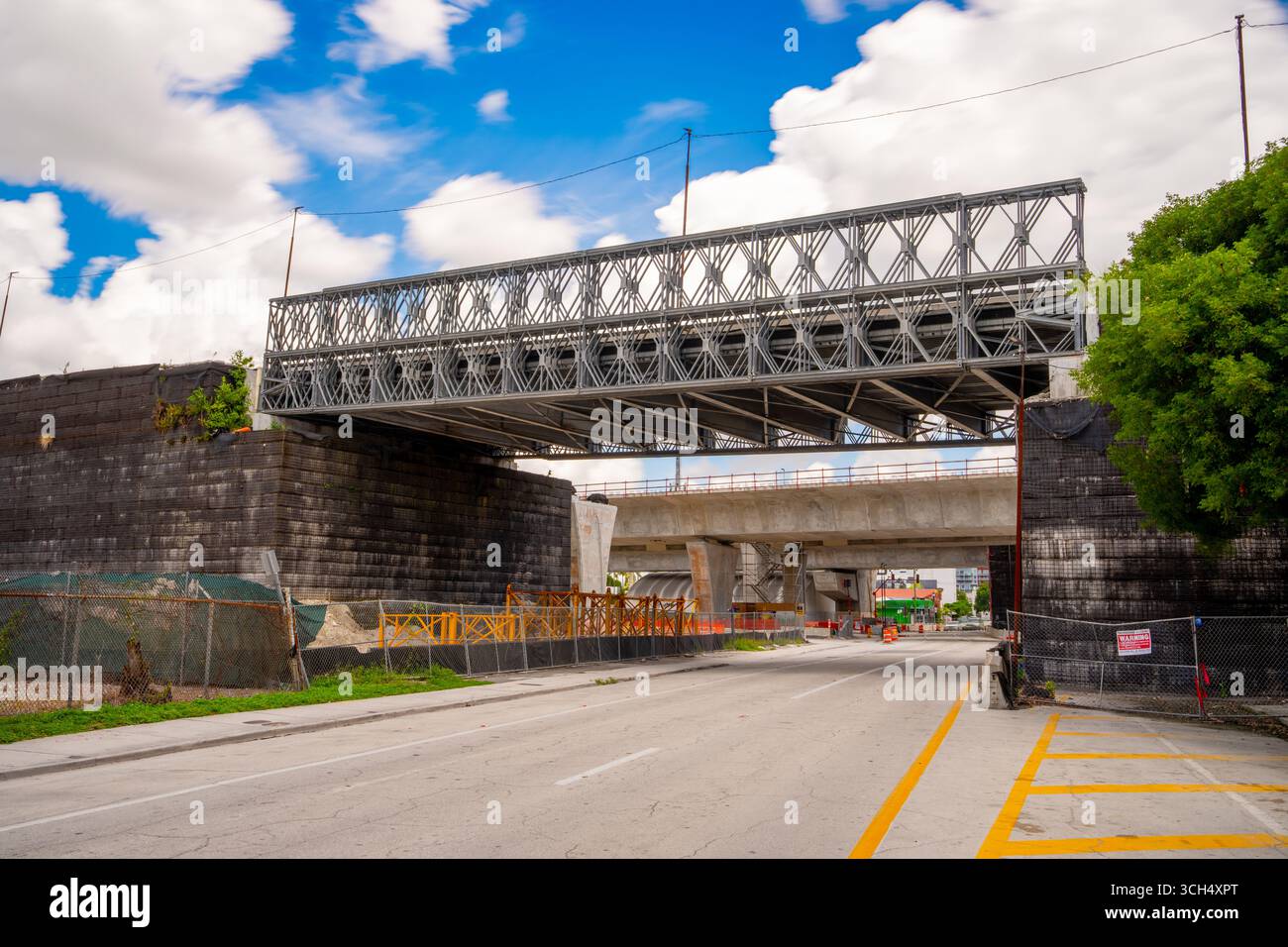 Bridge overpass construction Overtown Miami Stock Photo - Alamy