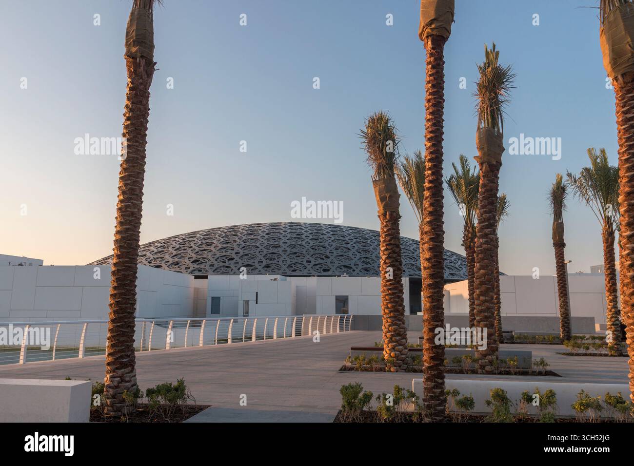 UAE - Abu Dhabi - Louvre Abu Dhabi - Palm-lined approach framing the ...