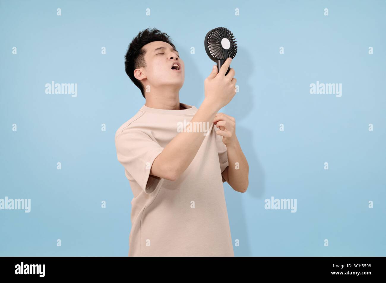 Fainted fan hi-res stock photography and images - Alamy