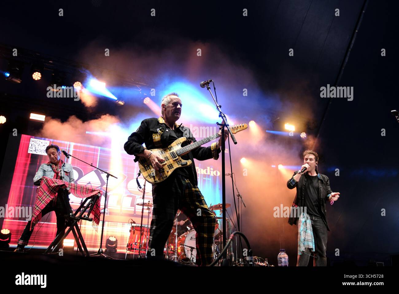 Jedburgh, UK. 31st Aug, 2025. Bay City Rollers perform onstage during ...