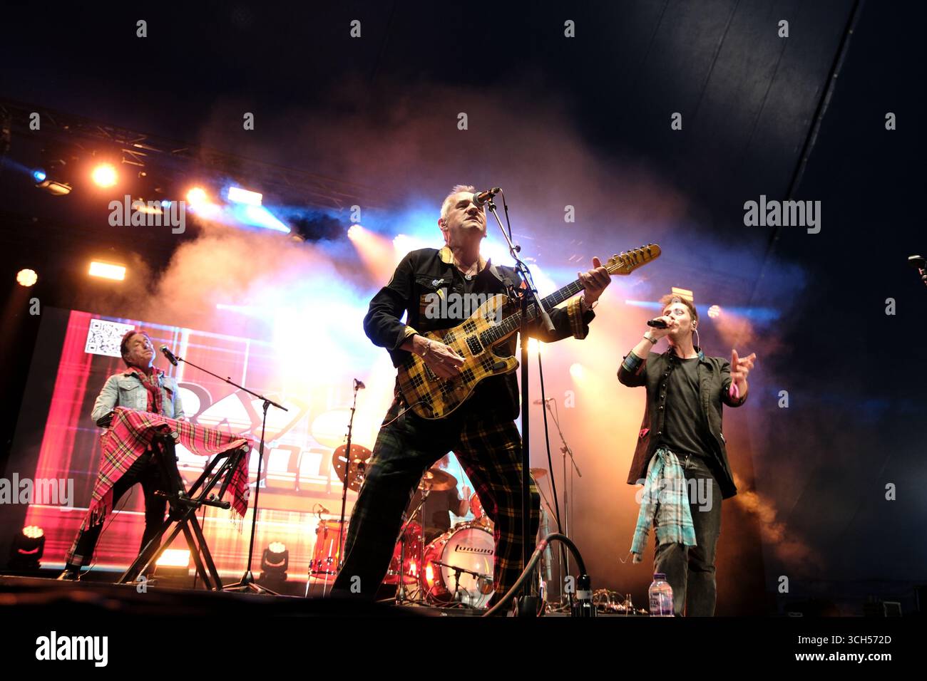 Jedburgh, UK. 31st Aug, 2025. Bay City Rollers perform onstage during ...
