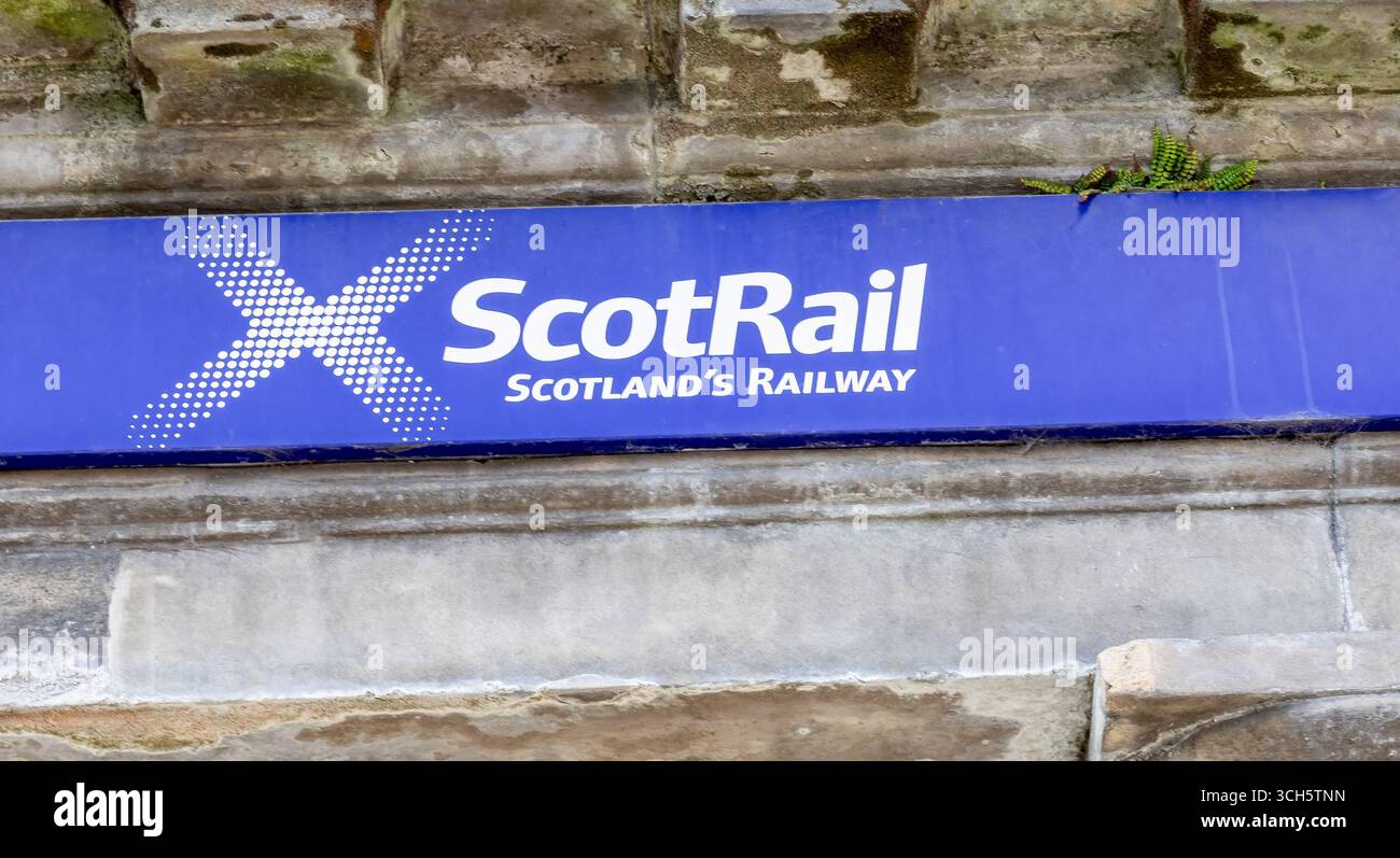 Scotrail railways hi-res stock photography and images - Alamy
