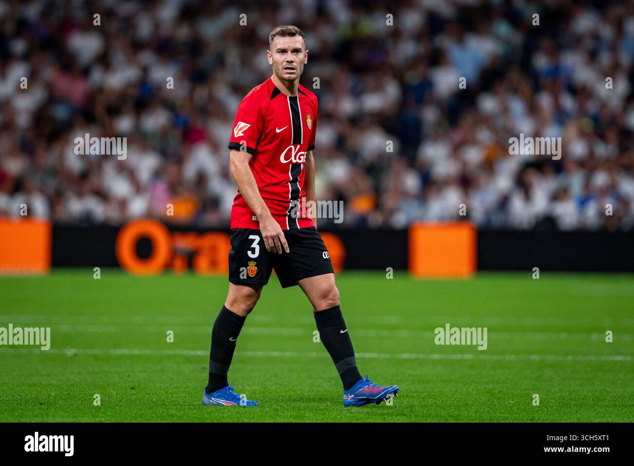 Madrid, Madrid, Spain. 30th Aug, 2025. Toni Lato of RCD Mallorca is ...
