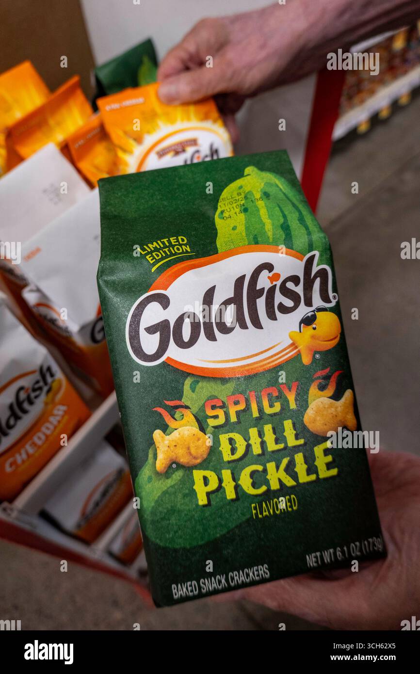 Goldfish Brand Snack Crackers Packages at Smith's Food and Drug Store ...