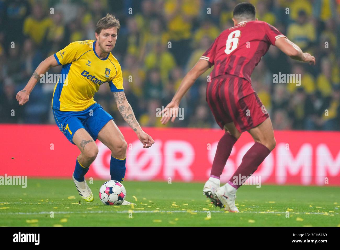 Superligakampen mellem Broendby IF og FC Midtjylland paa Broendby ...