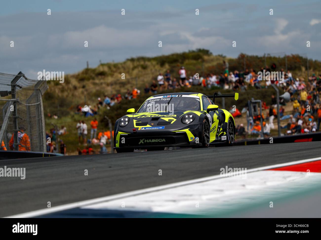 #14 Mikel Azcona Troyas (ESP, Hadeca Racing), Porsche Mobil 1 Supercup ...