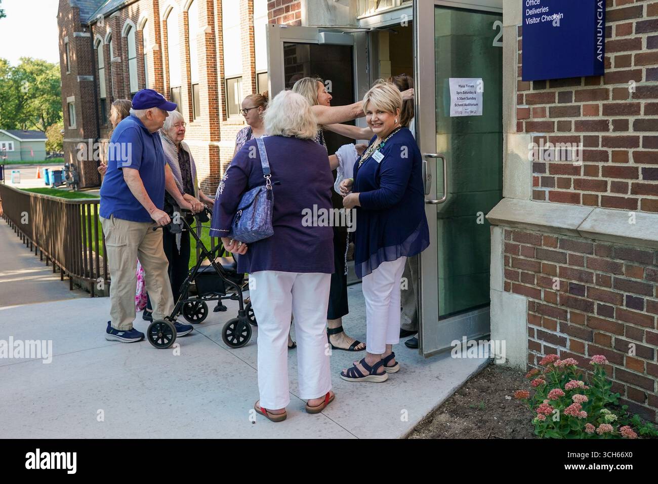 Annunciation school minneapolis hi-res stock photography and images - Alamy