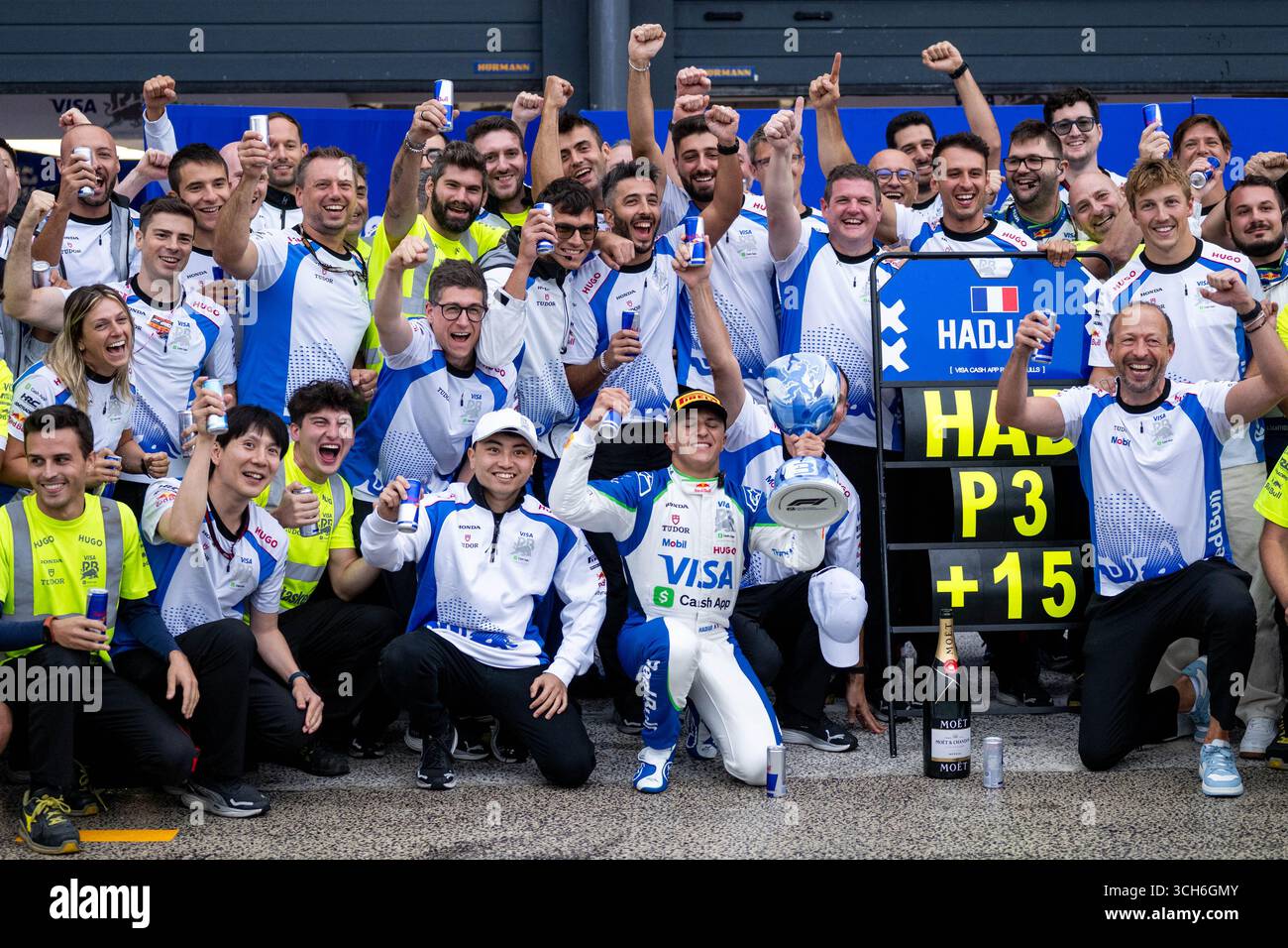 Isack Hadjar (Visa Cash App Racing Bulls F1 Team, Frankreich, #06) und ...