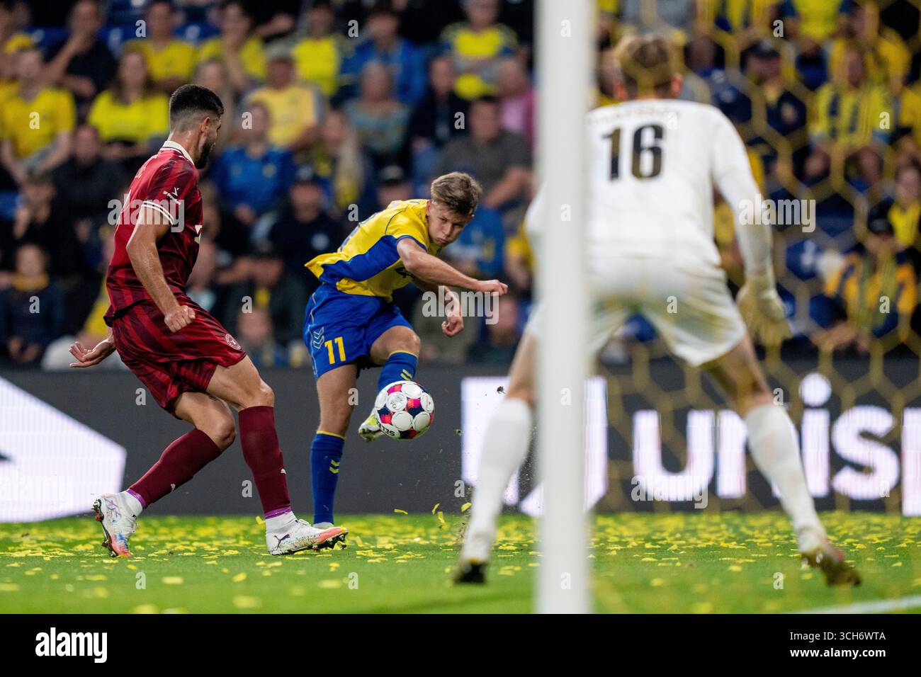 Brondby, Denmark. 31st Aug, 2025. Broendby's Filip Bundgaard and FC ...